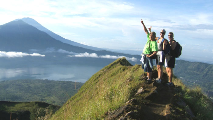 Volcano climb bali